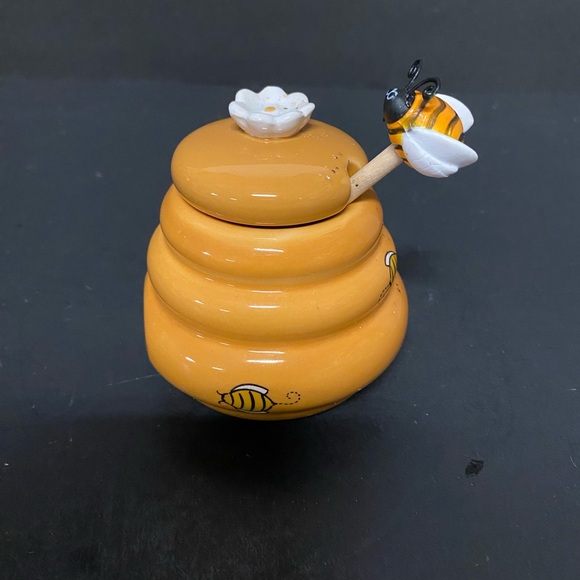 Accents | Vintage Ceramic Beehive Dipper Mini Honey Bee Pot Rare Find ...
